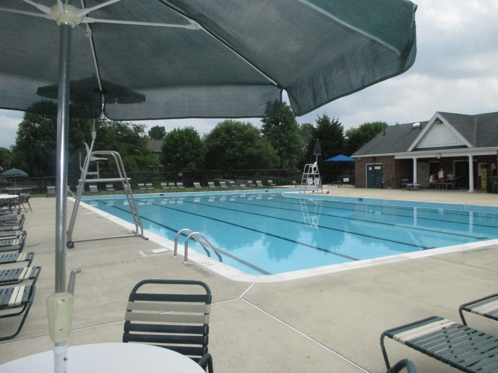 frederick_maryland_apartment_homes_swimming_pool_vista_view | Hirschfeld